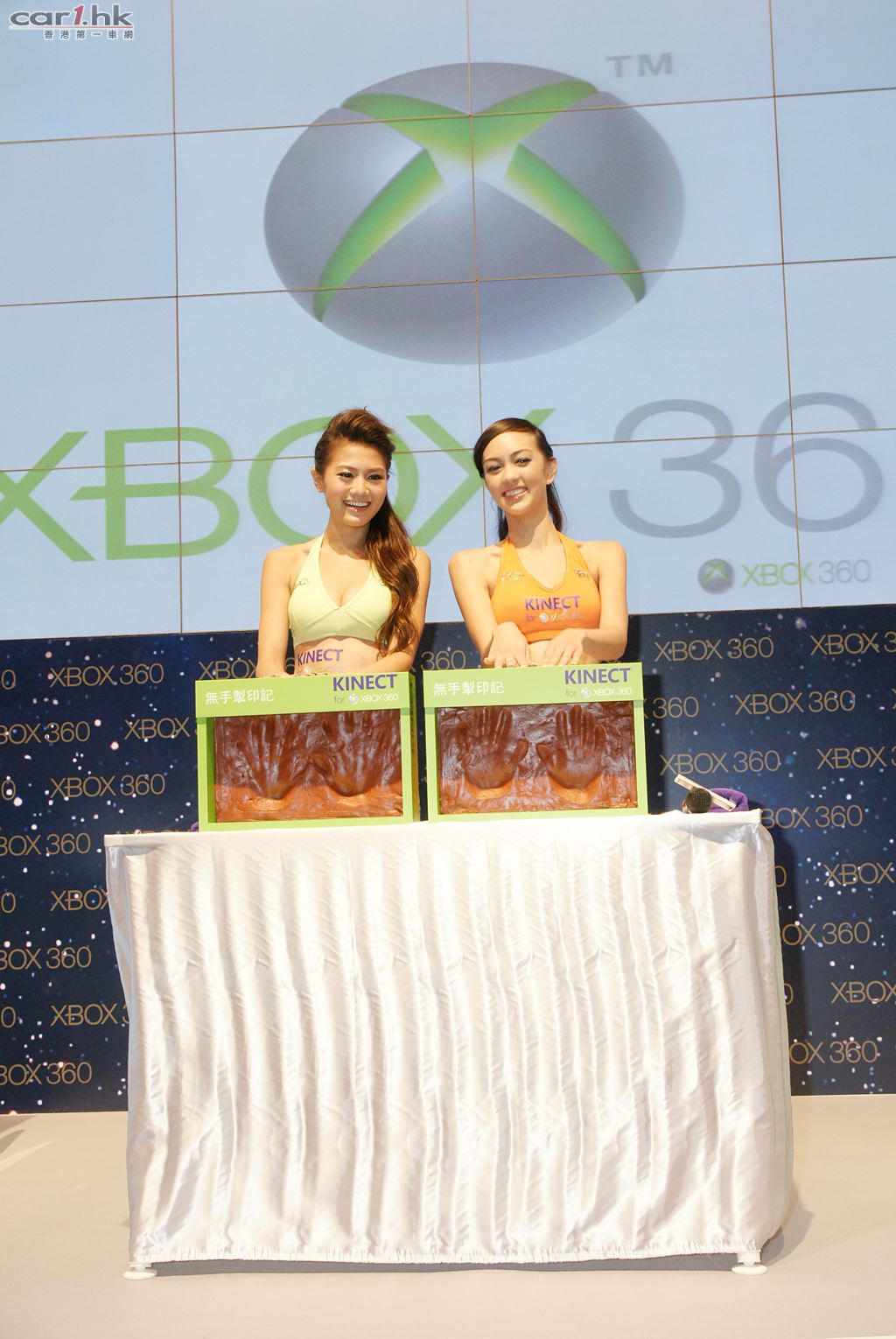 周秀娜及 Jessica C. 亞洲首 2 位知名人士試玩 Xbox 360 Kinect ： 香港第一車網 Car1.hk