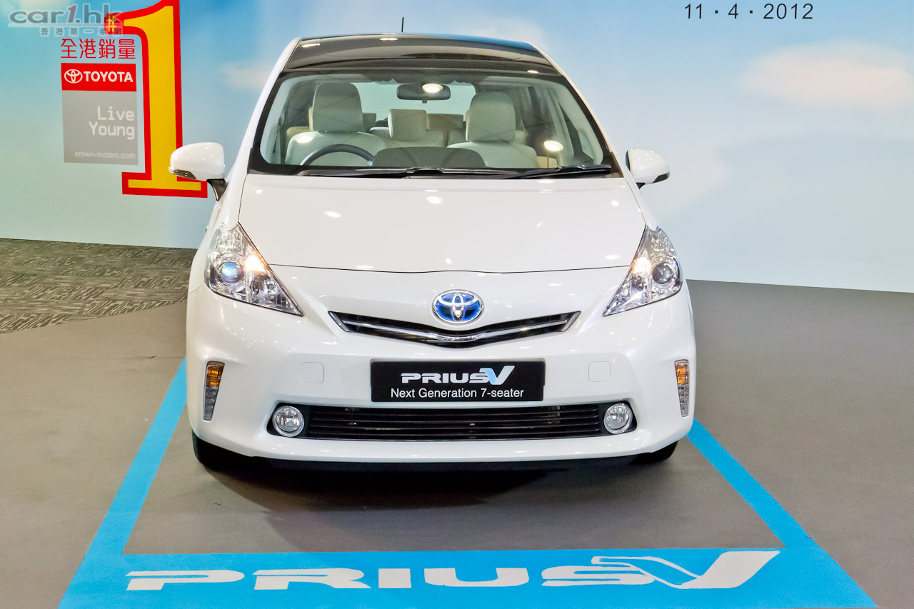 Toyota Prius V 七座 MPV 到港！環保價 35 萬 ： 香港第一車網 Car1.hk