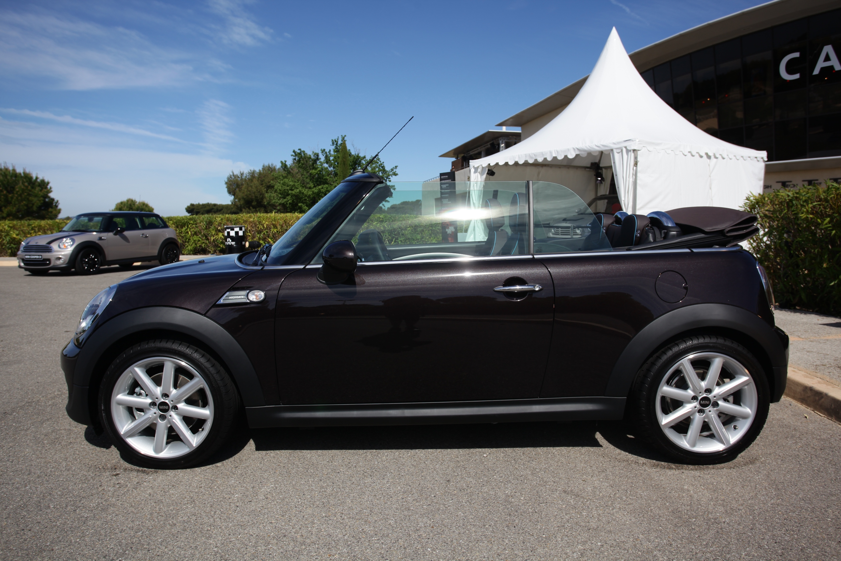 法國第 4 屆 MINI UNITED 2012 三萬 mini 車迷打破記錄 ： 香港第一車網 Car1.hk