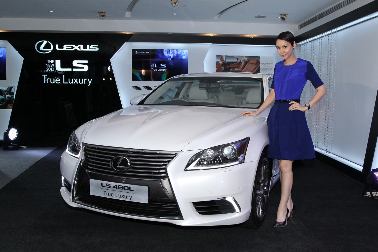 Lexus LS 2013 豪氣抵港 - Car1.hk