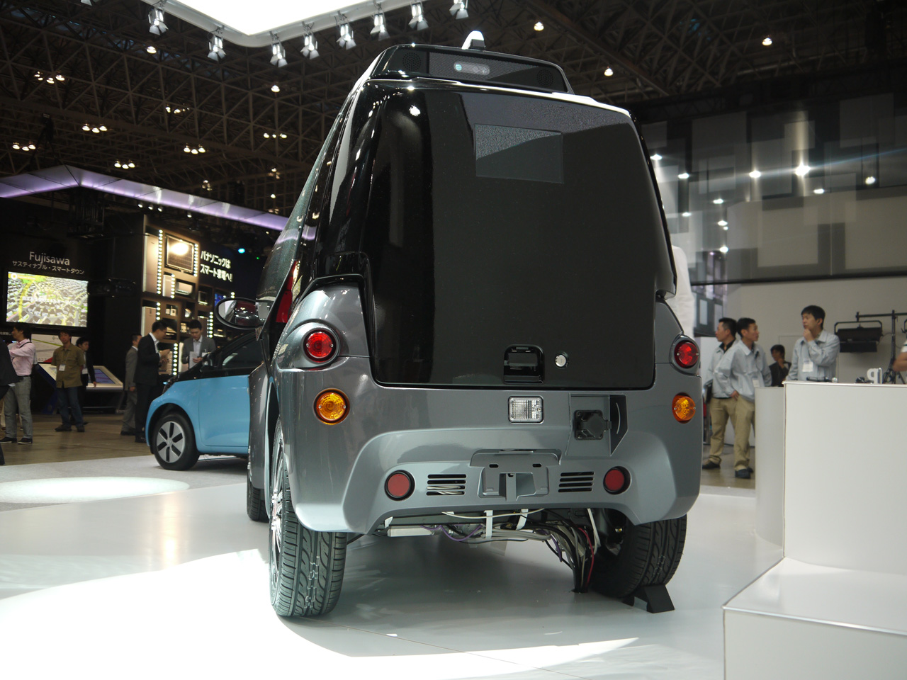 Toyota Smart INSECT 概念車大玩人車互動 ： 香港第一車網 Car1.hk