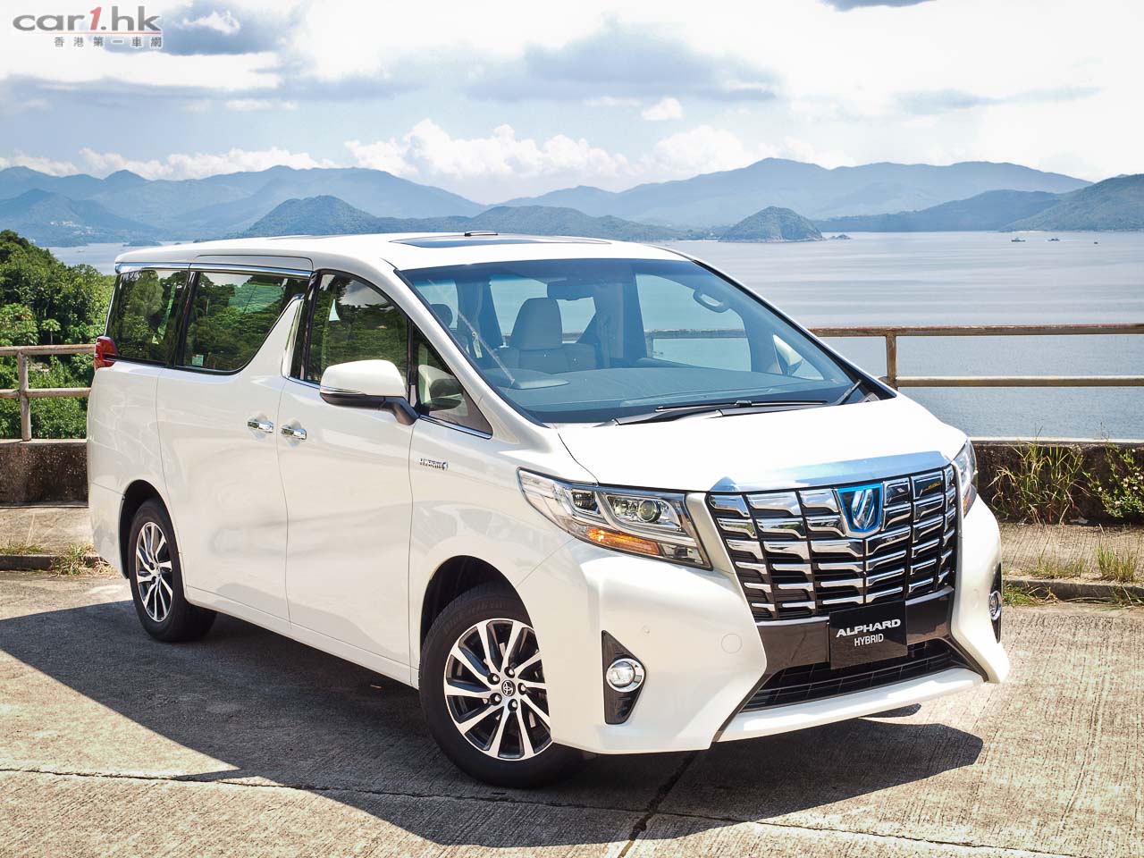 Toyota Alphard Hybrid 比 350 型號慳油一倍 ： 香港第一車網 Car1.hk