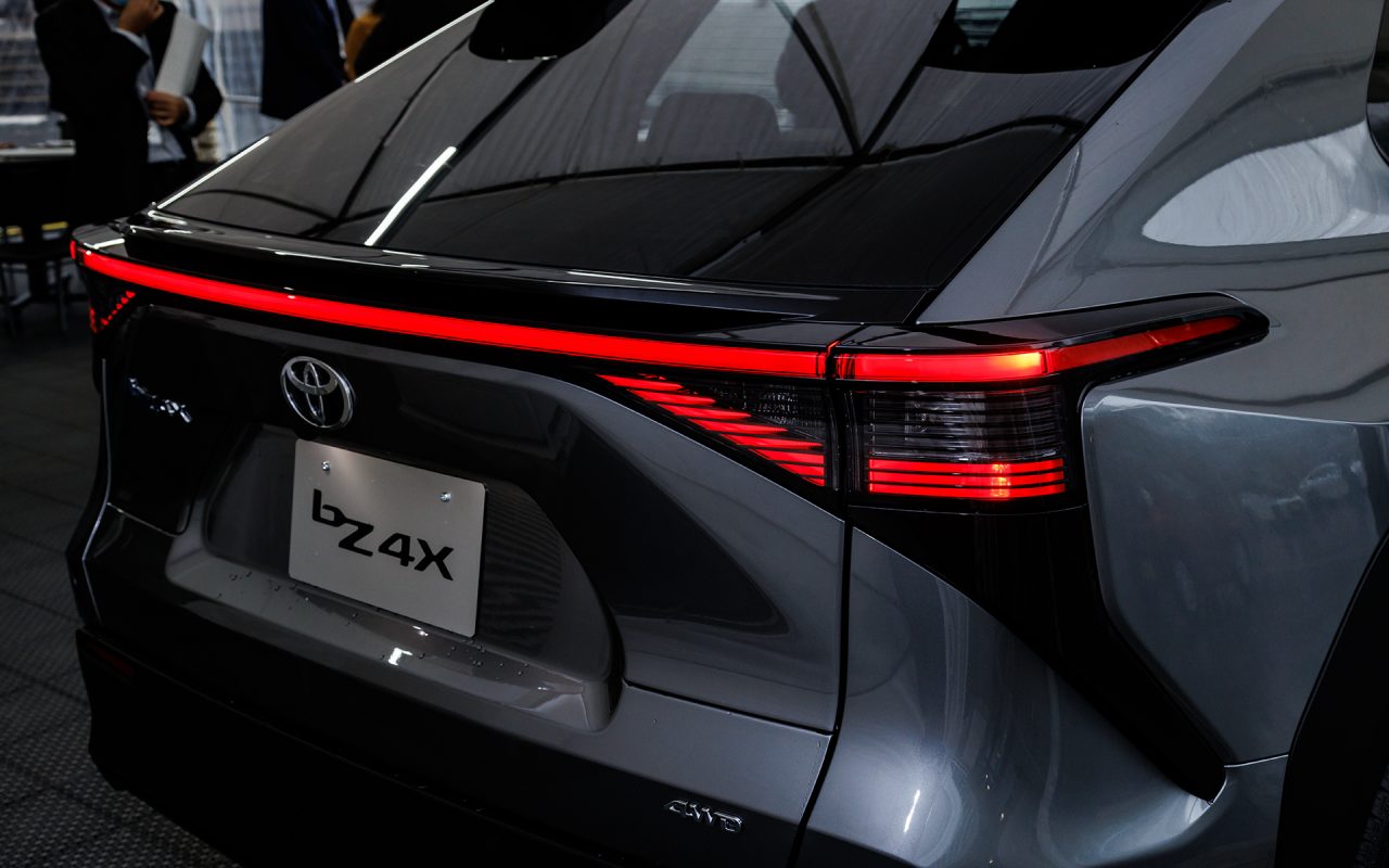Toyota bZ4X 實體車曝光 - Car1.hk