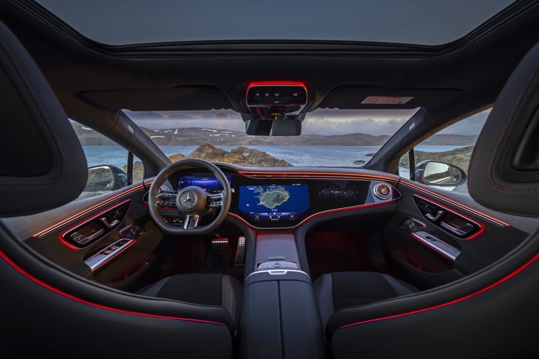 Mercedes-Benz 全新 EQE 350 Progressive Line 於大圍「圍方」平治概念店展出 - Car1.hk